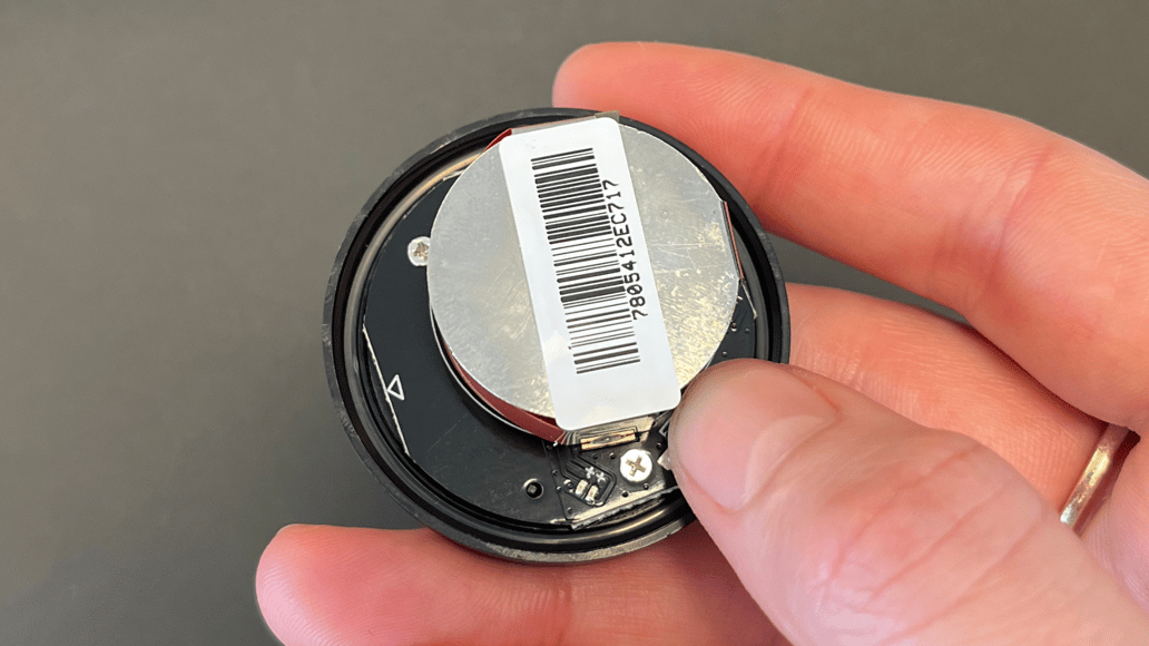 Installing a live tag